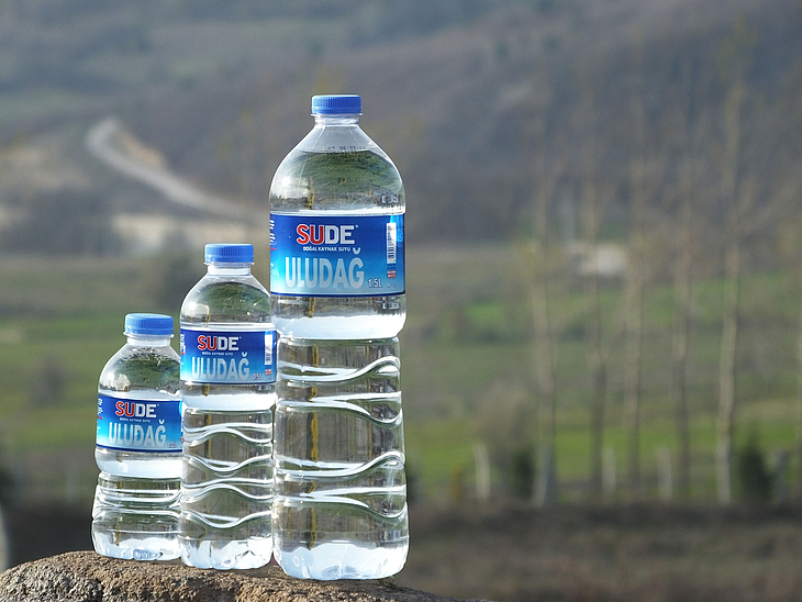 Turkish water producer Sude saves 35% on energy with Sidel sevices