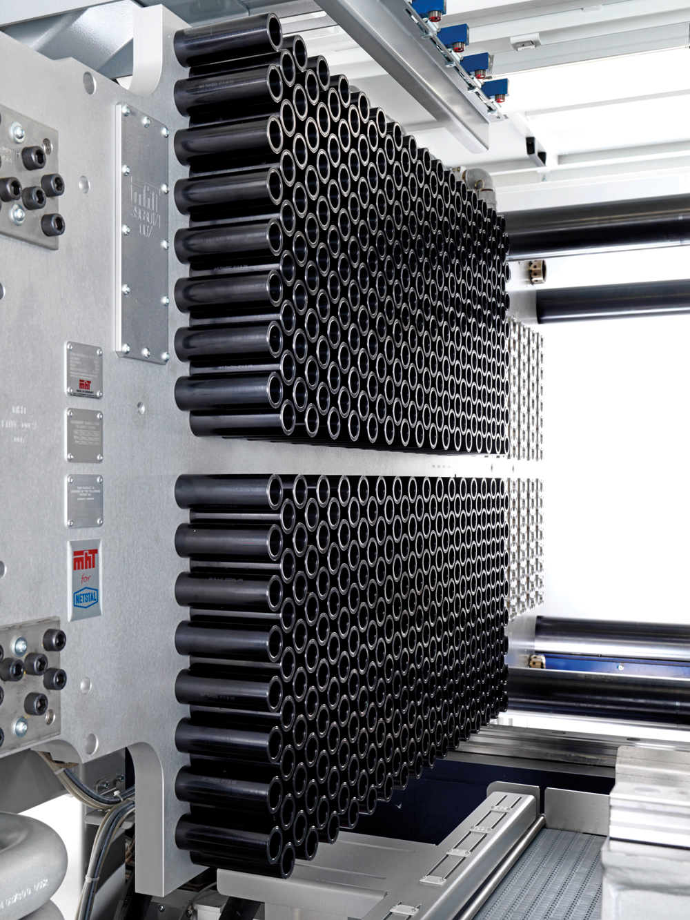 Fit to battle - Side-entry à la Netstal - Presentation of the new PET-LINE